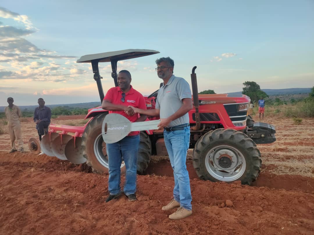 Hon. Minister champions agricultural progress with Mahindra tractors ...